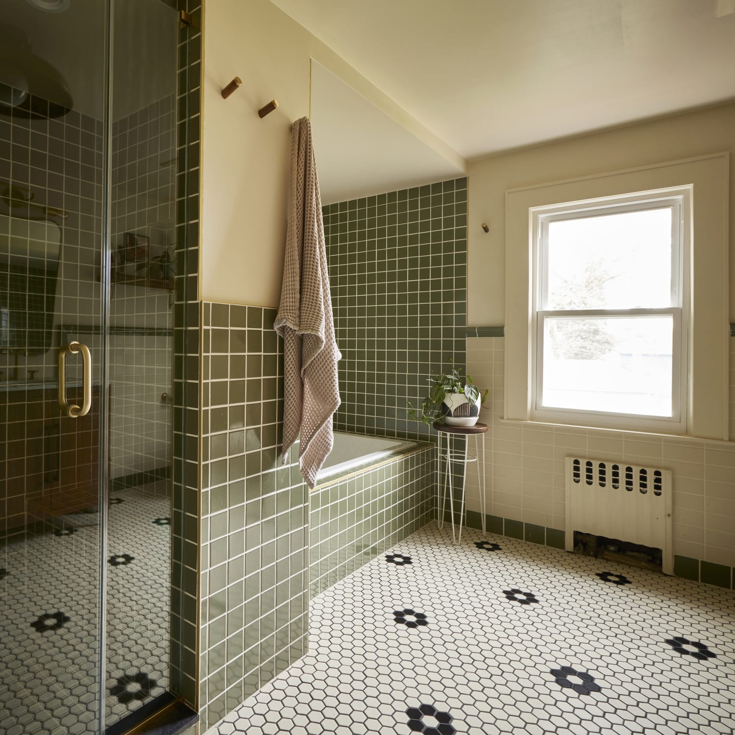 We Found a Great Deal on an Under Sink Pottery Barn Organizer Apartment Therapy
